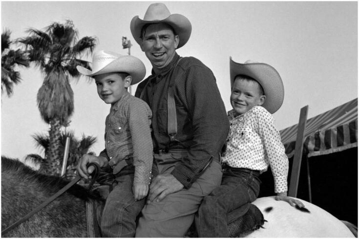 Slim Pickens Net Worth | Cause of Death - Famous People Today