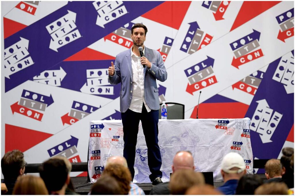 Clay Travis - Net Worth, Wife (Lara), Biography - Famous People Today