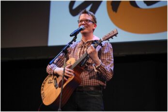 Hank Green Net Worth | Wife - Famous People Today