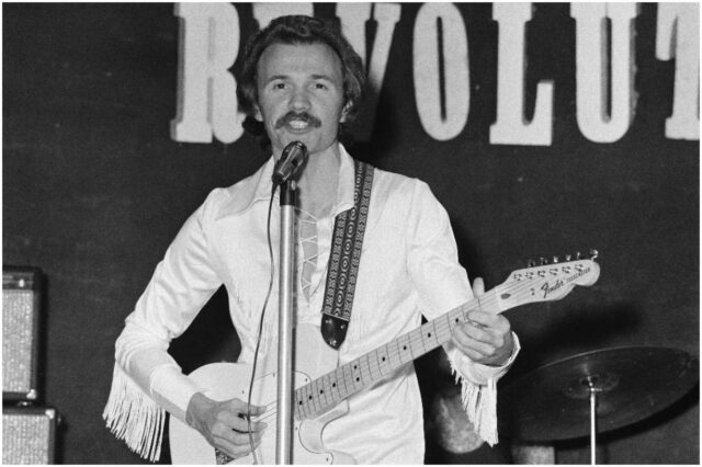 David Gates Net Worth | Wife (Jo-Rita) - Famous People Today