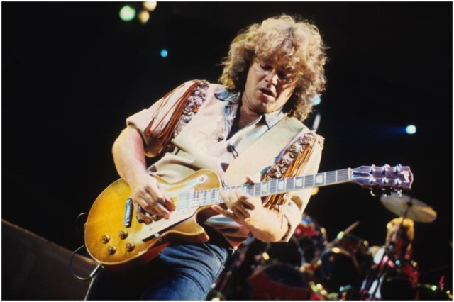 Gary Richrath - Net Worth, Bio, Wife, Cause Of Death - Famous People Today