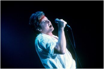 Mike Reno Net Worth | Wife - Famous People Today