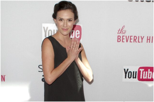 Adriene Mishler - Net Worth, Boyfriend, Joe, Diet, Biography - Famous ...