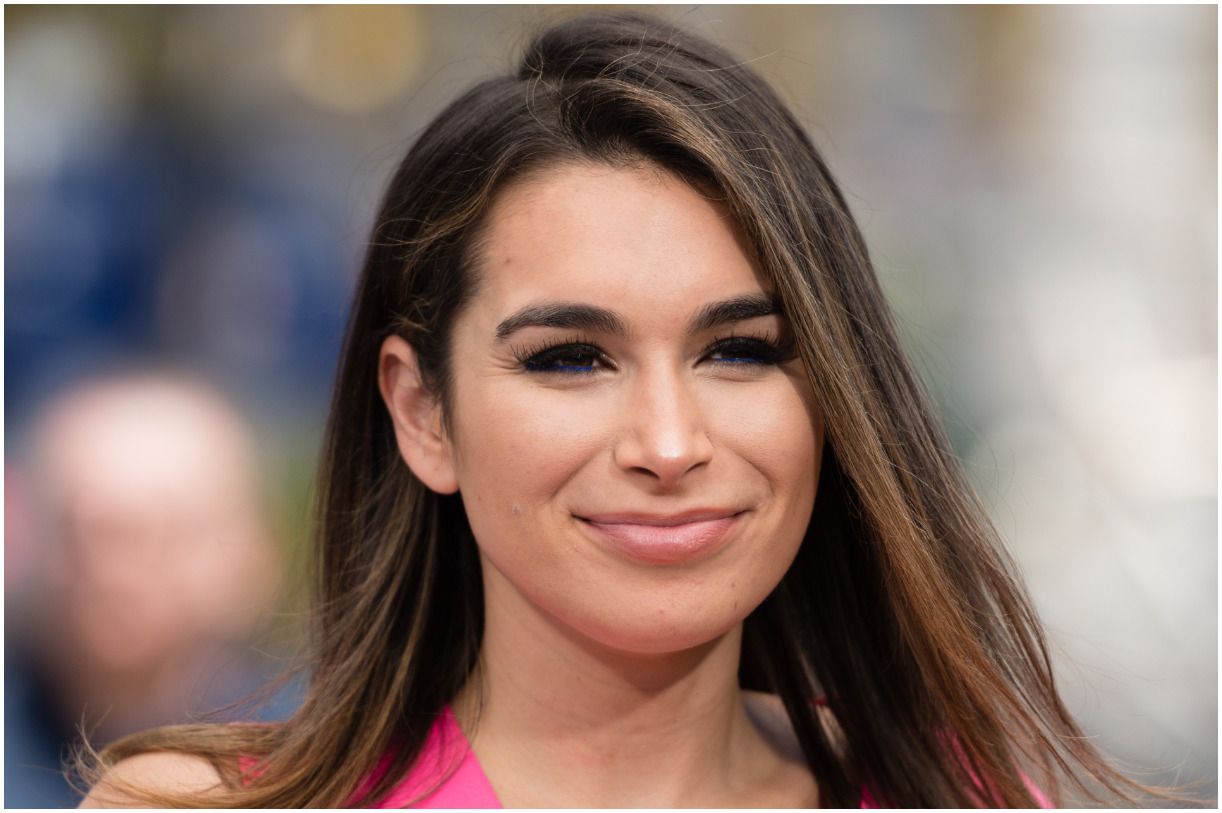 Ashley Iaconetti Net Worth & Husband - Famous People Today