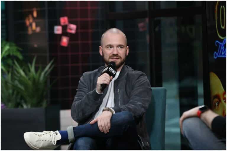 Sean Evans Net Worth 2021 | Girlfriend (Natasha Martinez), Hot Ones ...