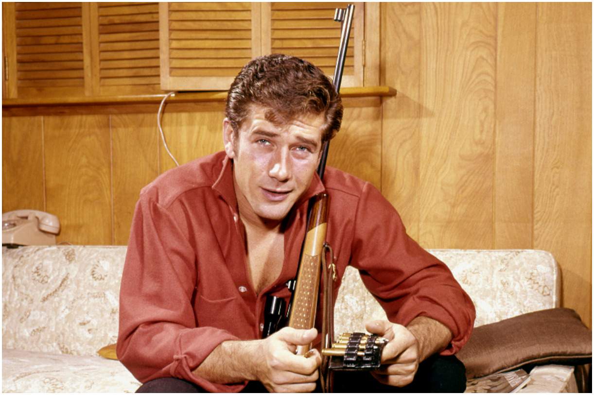 Robert Fuller Net Worth (Update) - Famous People Today