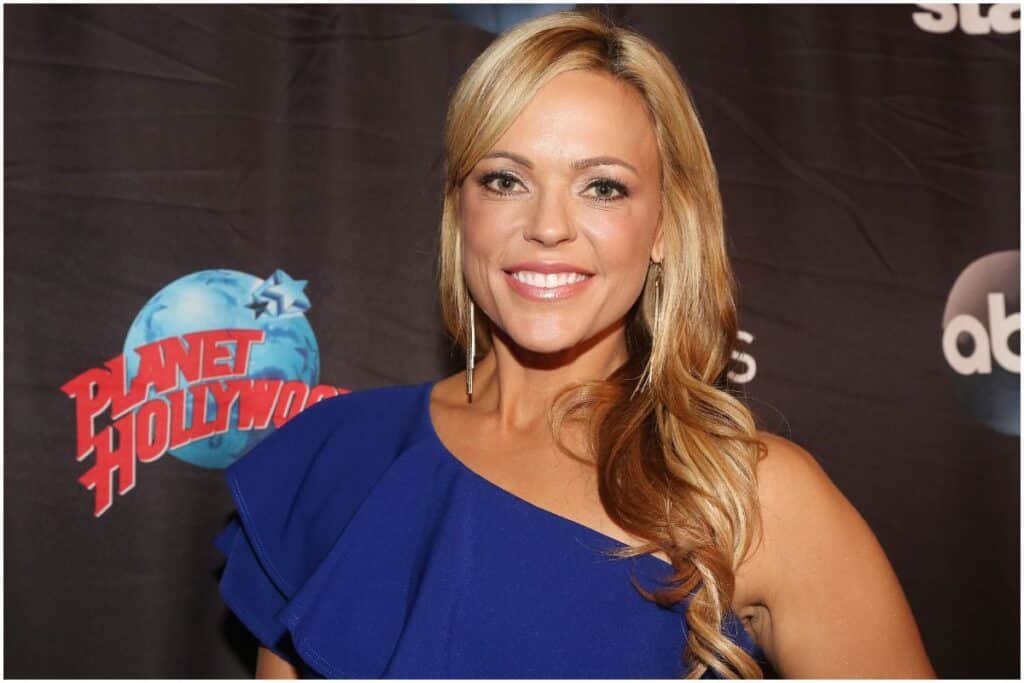 Jennie Finch – Net Worth, Husband (Casy Daigle), Biography - Famous ...