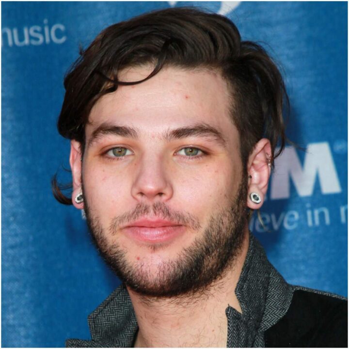 Navarone Garibaldi Net Worth (Update) - Famous People Today