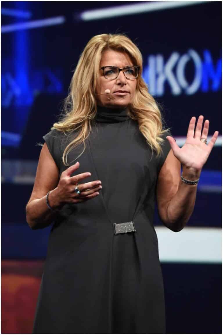 Kim Komando Net Worth & Husband - Famous People Today