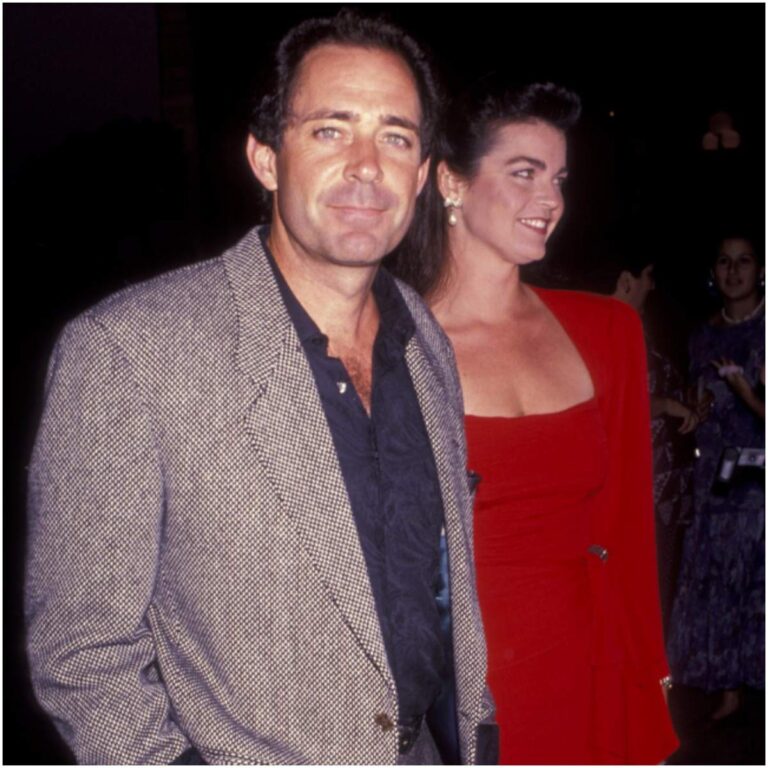 Barry Williams Net Worth & Wife - Famous People Today