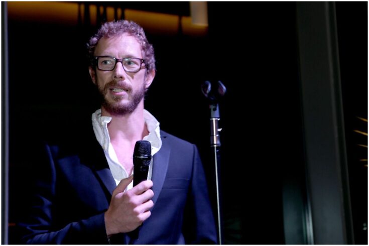 Kris Holden-Ried – Wife, Net Worth, Tattoo, Son, Underworld, Biography ...