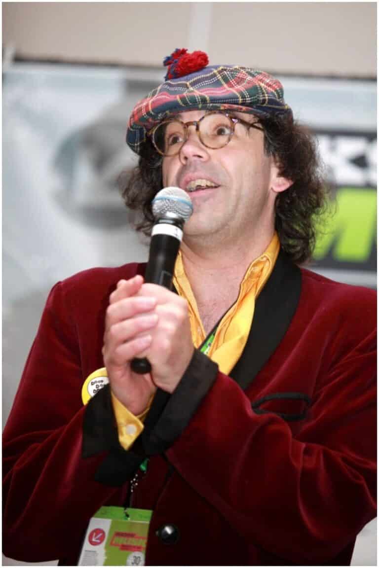 Nardwuar Net Worth - The Human Serviette - Famous People Today
