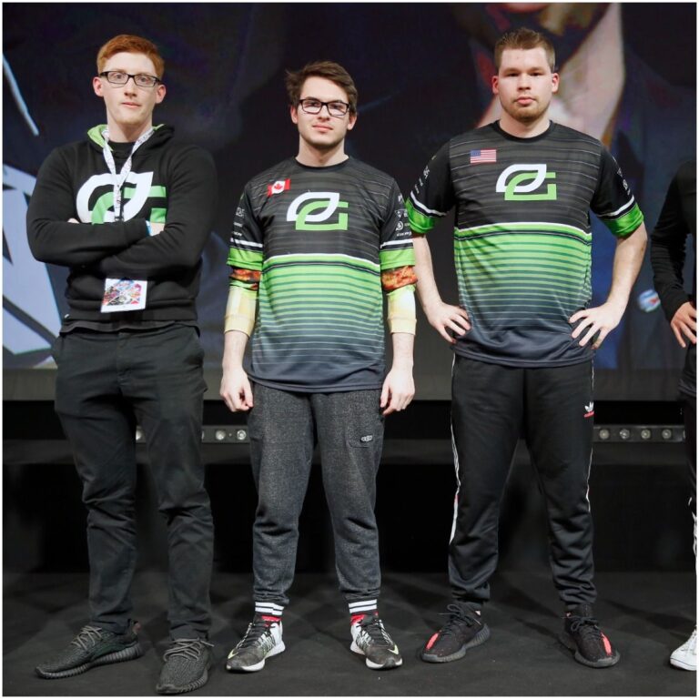 Crimsix Net Worth & Wife (Dana Porter) - Famous People Today