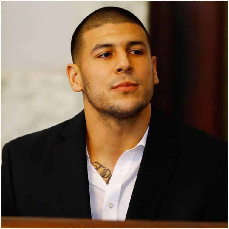 17 Celebrities Whose Name Starts With A - Famous People Today