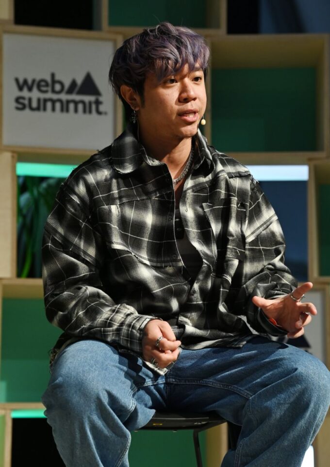 Michael Le Net Worth - How Rich is the Dancer Actually? - Famous People ...