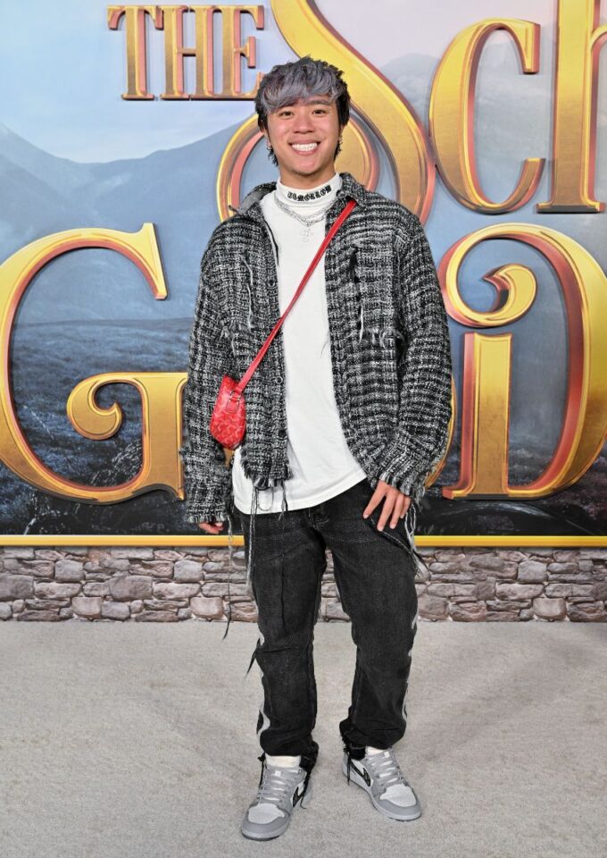 Michael Le Net Worth - How Rich is the Dancer Actually? - Famous People ...