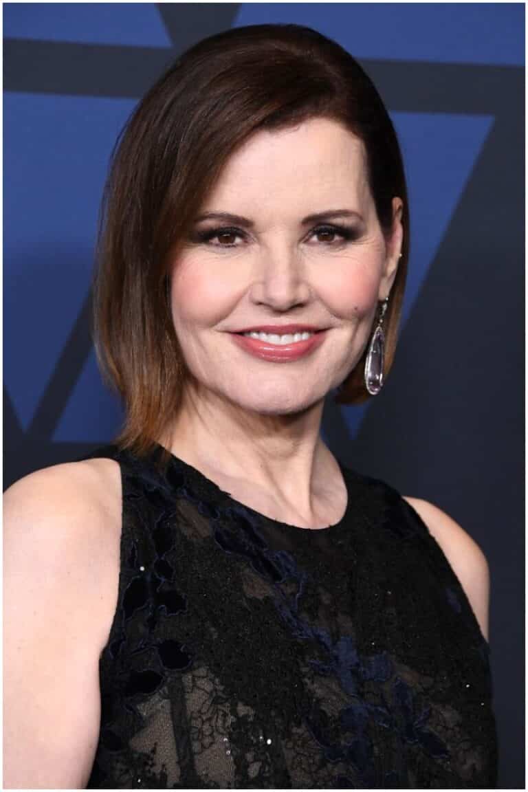 34 Celebrities With High IQ - Famous People Today
