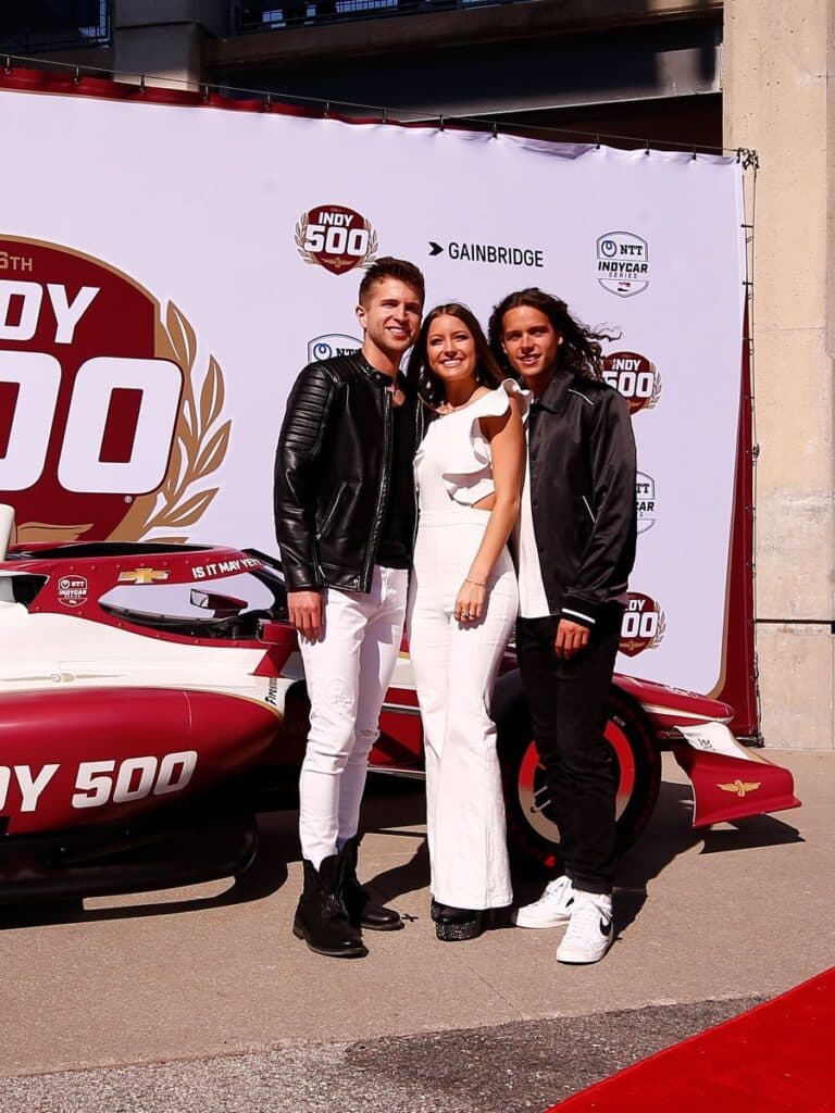 Bekah Liechty Net Worth | Girl Named Tom - Famous People Today