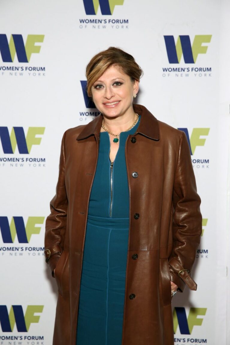 Whose Dog Tags Is Maria Bartiromo Wearing? - Famous People Today