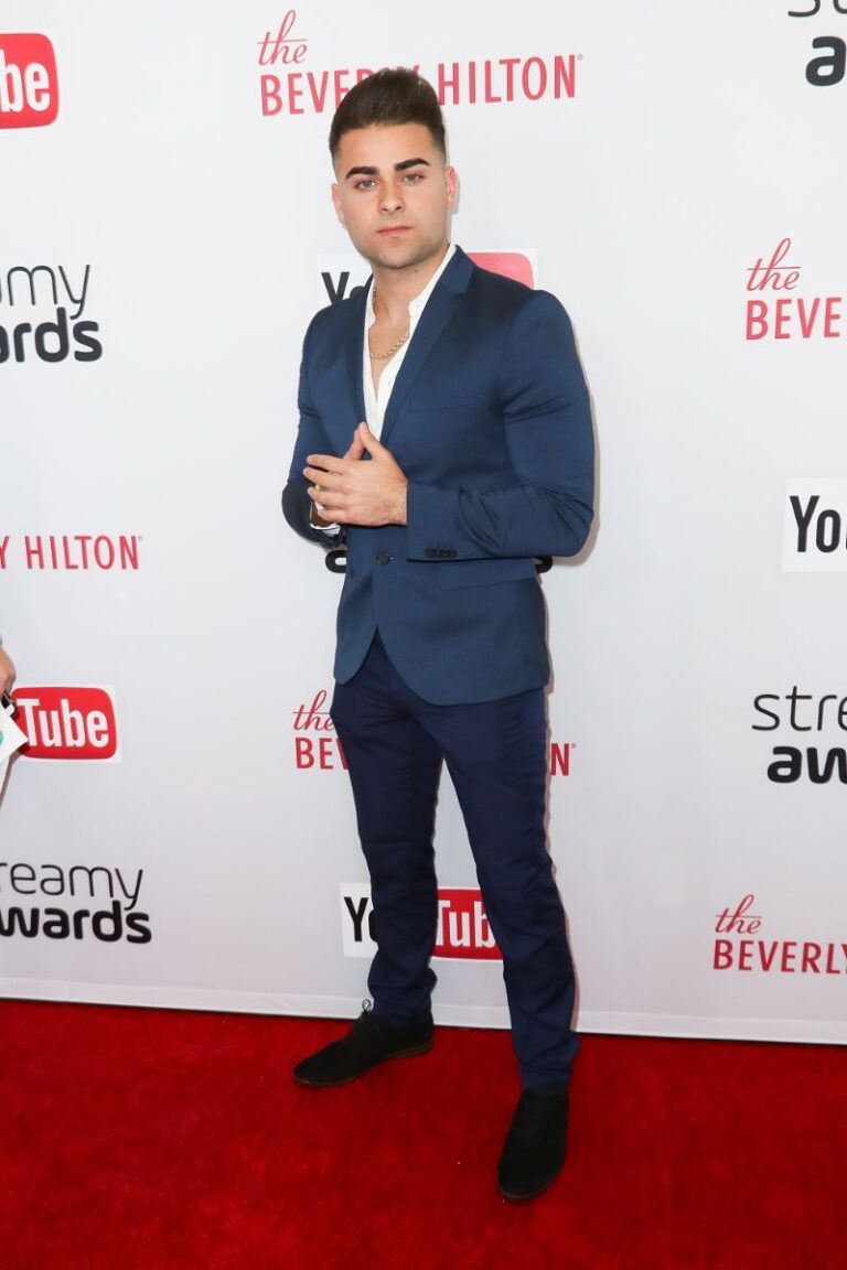 Coby Persin Net Worth - Latest Update - Famous People Today