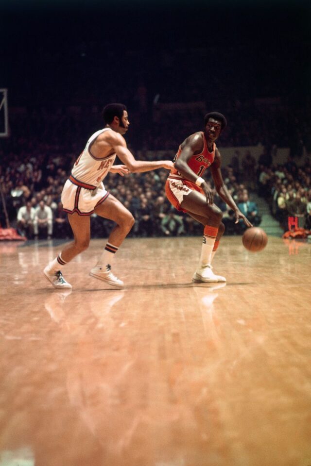 Earl Monroe Net Worth & Wife - Famous People Today