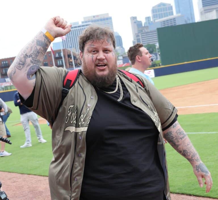 How Much Does Jelly Roll Weigh? - Famous People Today