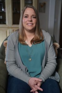 Kristina Beard Net Worth | Sister (Jennifer) - Famous People Today