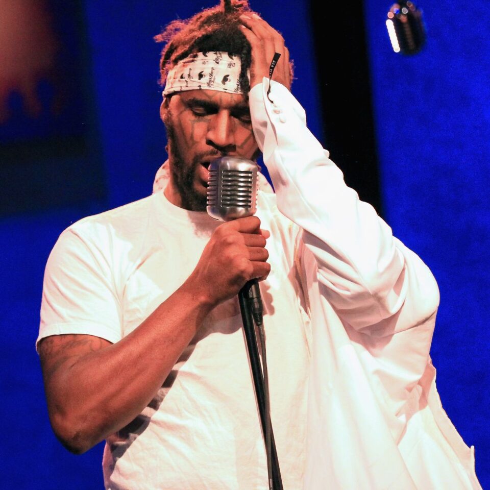 Daylyt Net Worth | Wife (Mari Ahadi) - Famous People Today