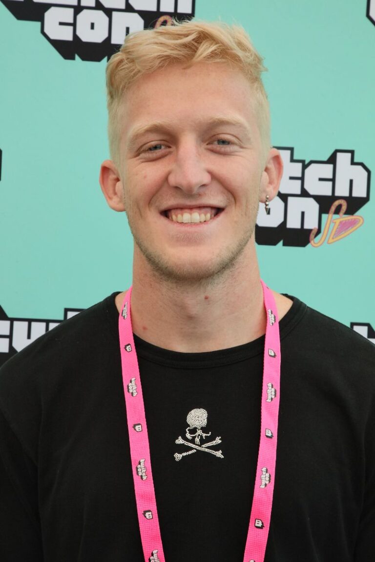Tfue Net Worth - How Rich is Turner Tenney? - Famous People Today