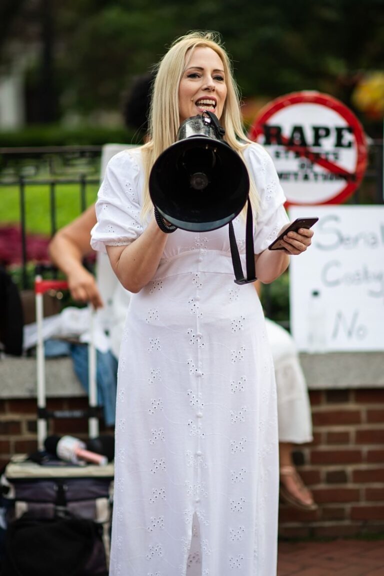 Caroline Heldman Net Worth - Famous People Today