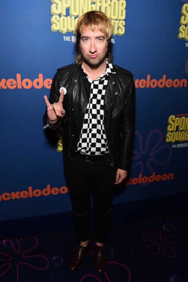 Tom Higgenson Net Worth | Wife - Famous People Today