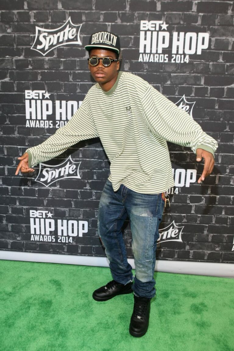 Astro (rapper) Net Worth | Biography - Famous People Today