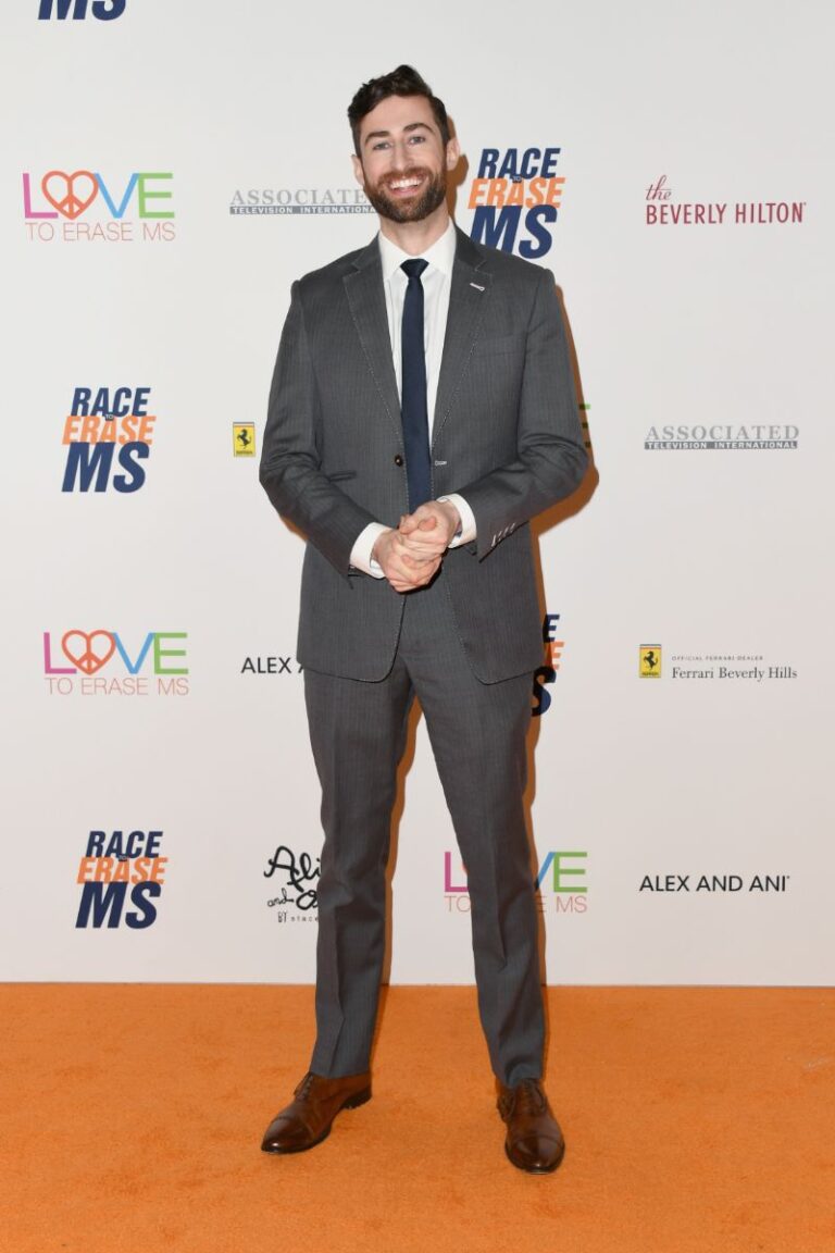 Scott Rogowsky Net Worth - Famous People Today