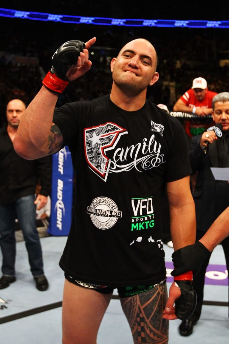 Travis Browne Net Worth & Wife - Famous People Today