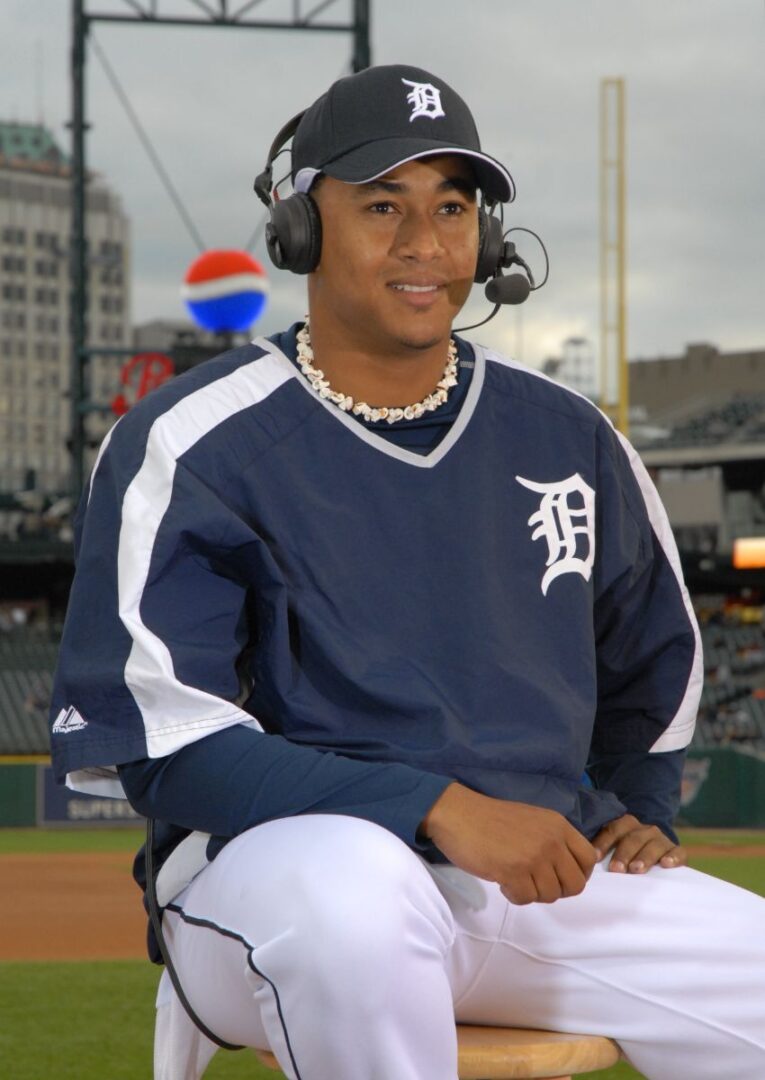 Jair Jurrjens Net Worth | Wife (Kaylin Reque) - Famous People Today