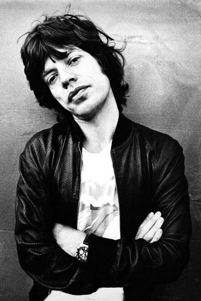 How much does Mick Jagger weigh? - Famous People Today