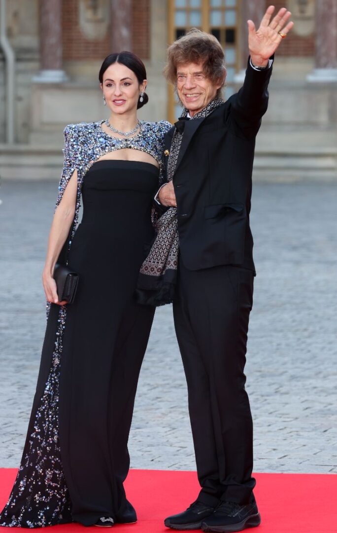 How much does Mick Jagger weigh? - Famous People Today