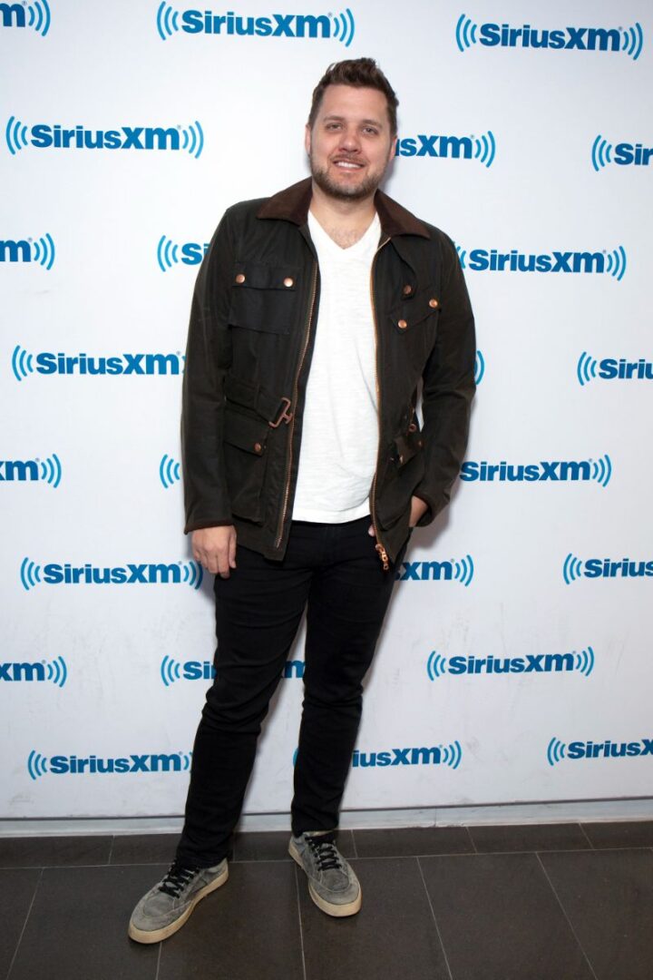 Mark Manson Net Worth & Wife - Famous People Today