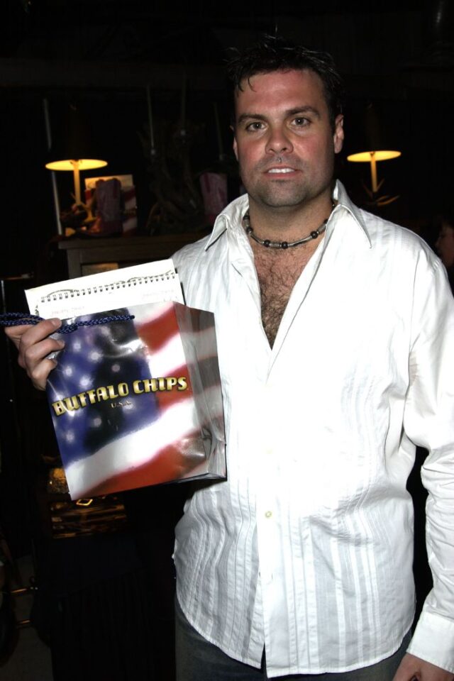 Troy Gentry Net Worth & Wife - Famous People Today