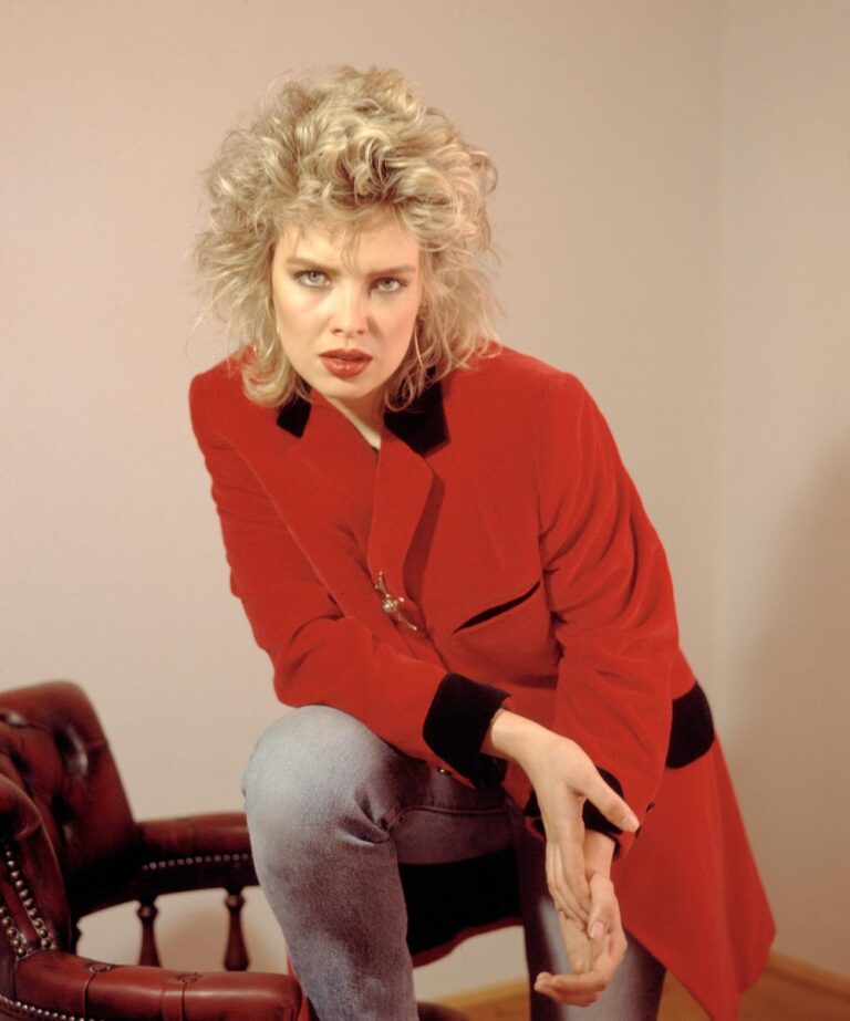 Kim Wilde Net Worth - Latest Update - Famous People Today