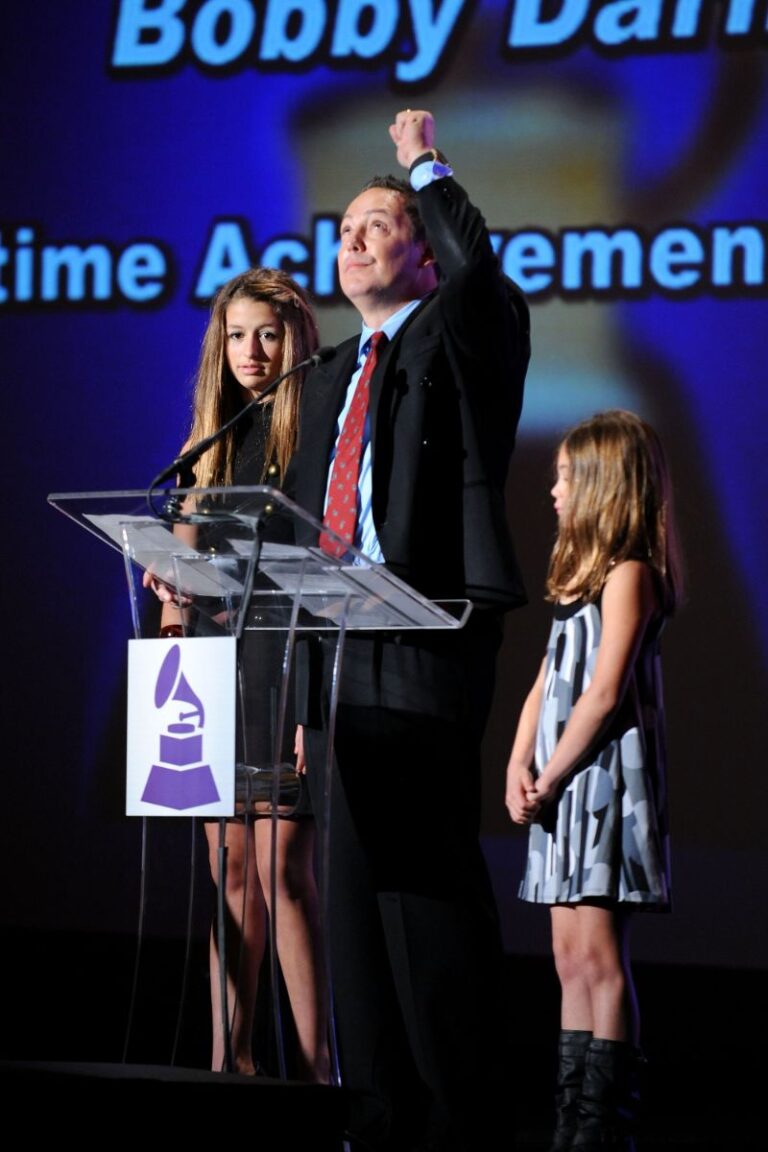 Dodd Darin Net Worth | Wife - Famous People Today