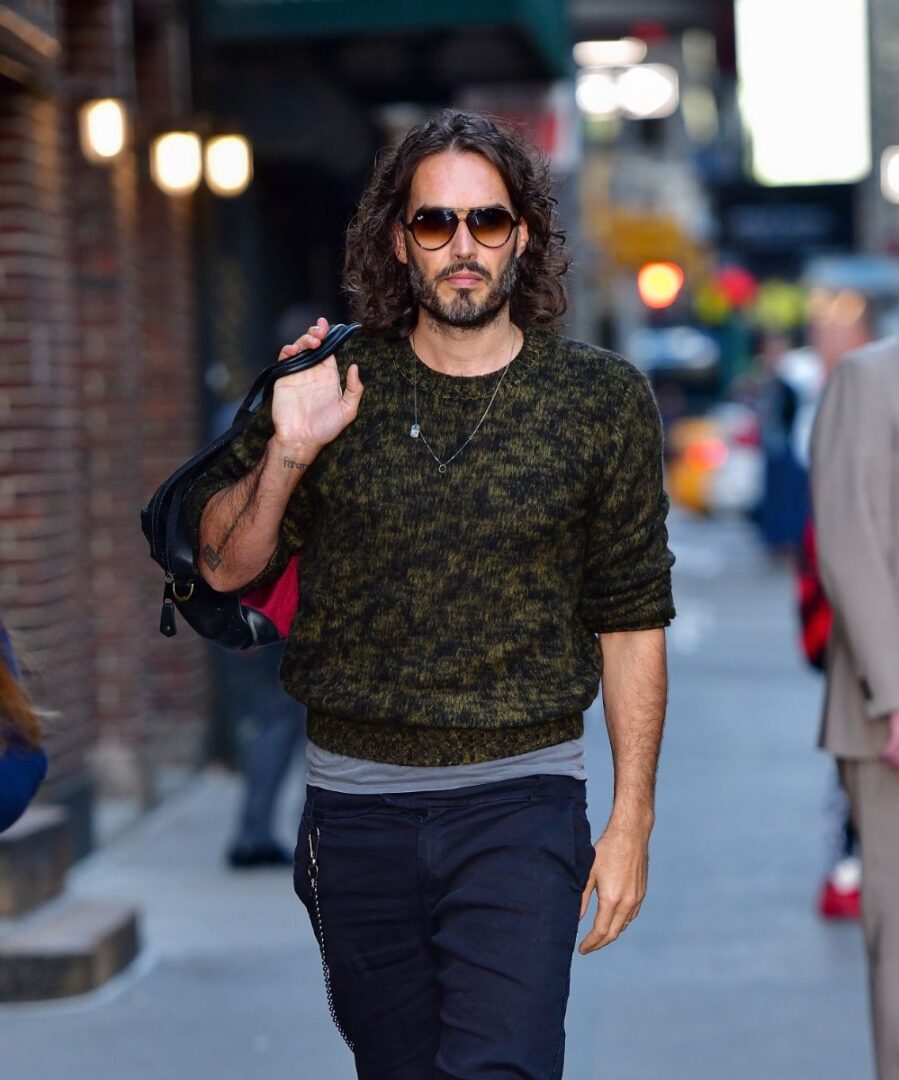 21 Celebrities With YouTube Channels - Will Smith, The Rock, and more ...