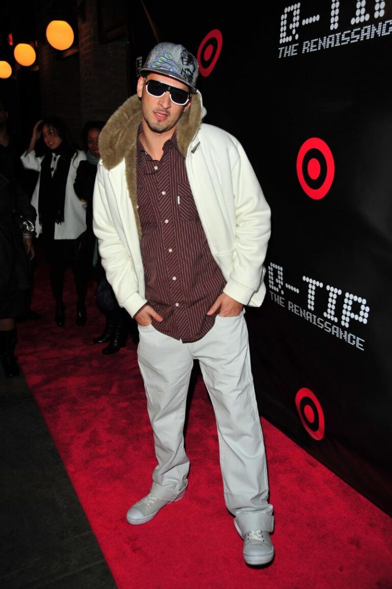 Jon B. Net Worth - How Rich is the R&B Singer? - Famous People Today