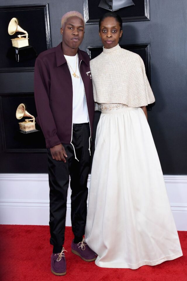 Daniel Caesar Net Worth (Update) - Famous People Today