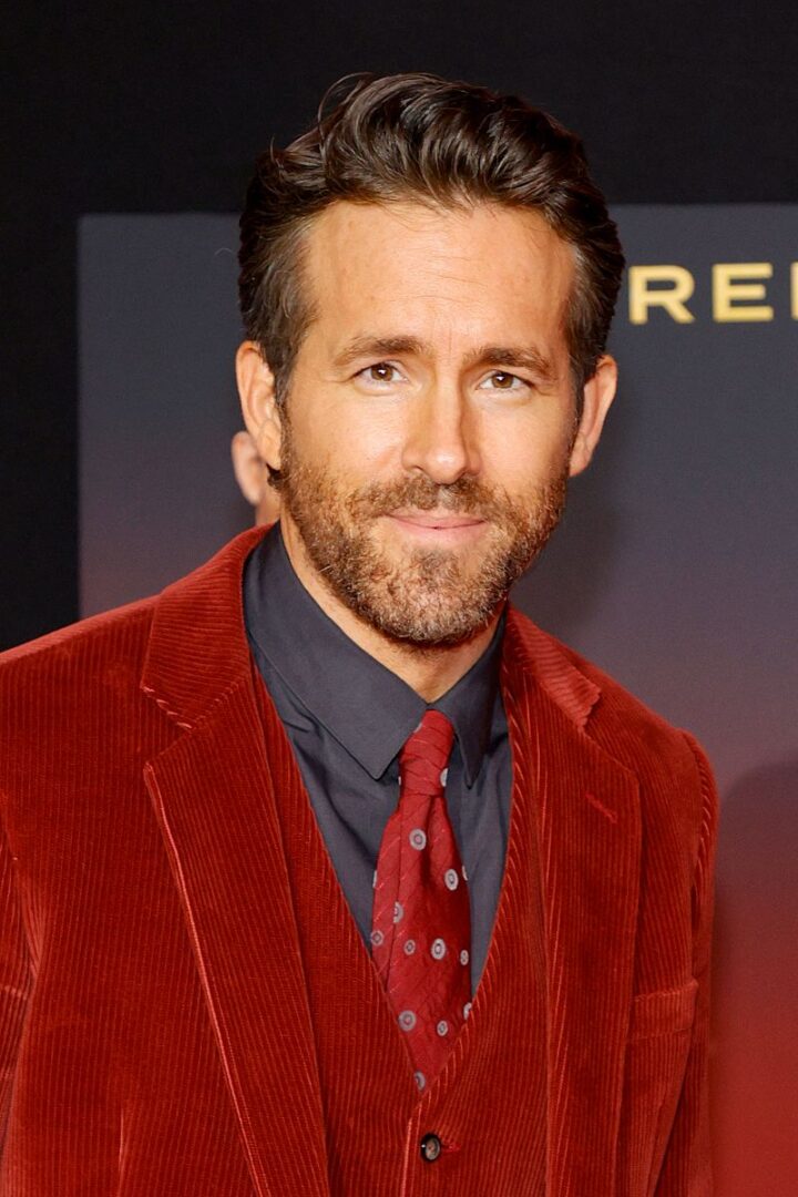 Ryan Reynolds Net Worth & Wife - Famous People Today
