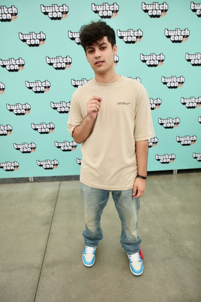 Stable Ronaldo Net Worth & Girlfriend - Famous People Today