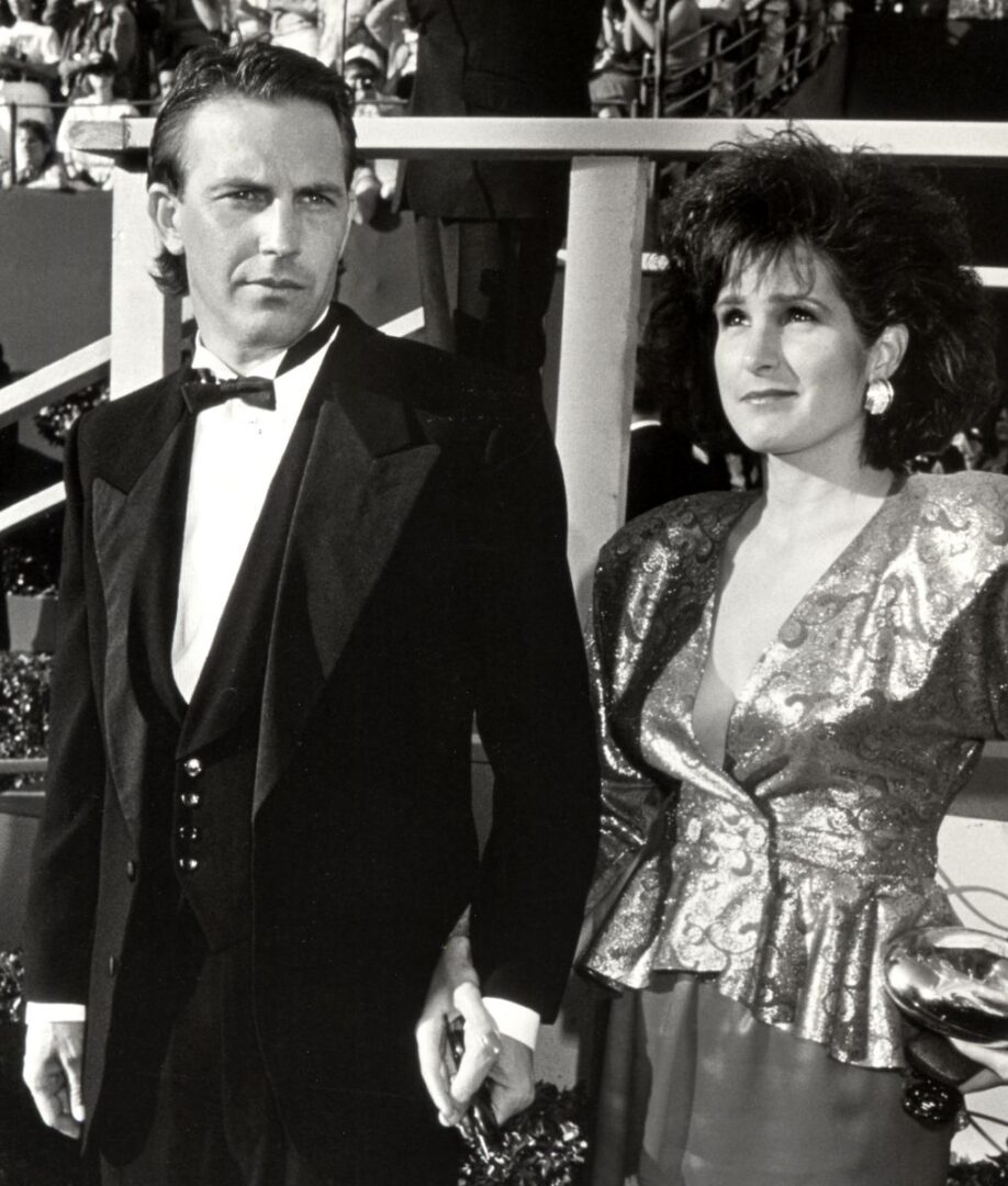 Kevin Costner Net Worth & Ex-Wife - Famous People Today