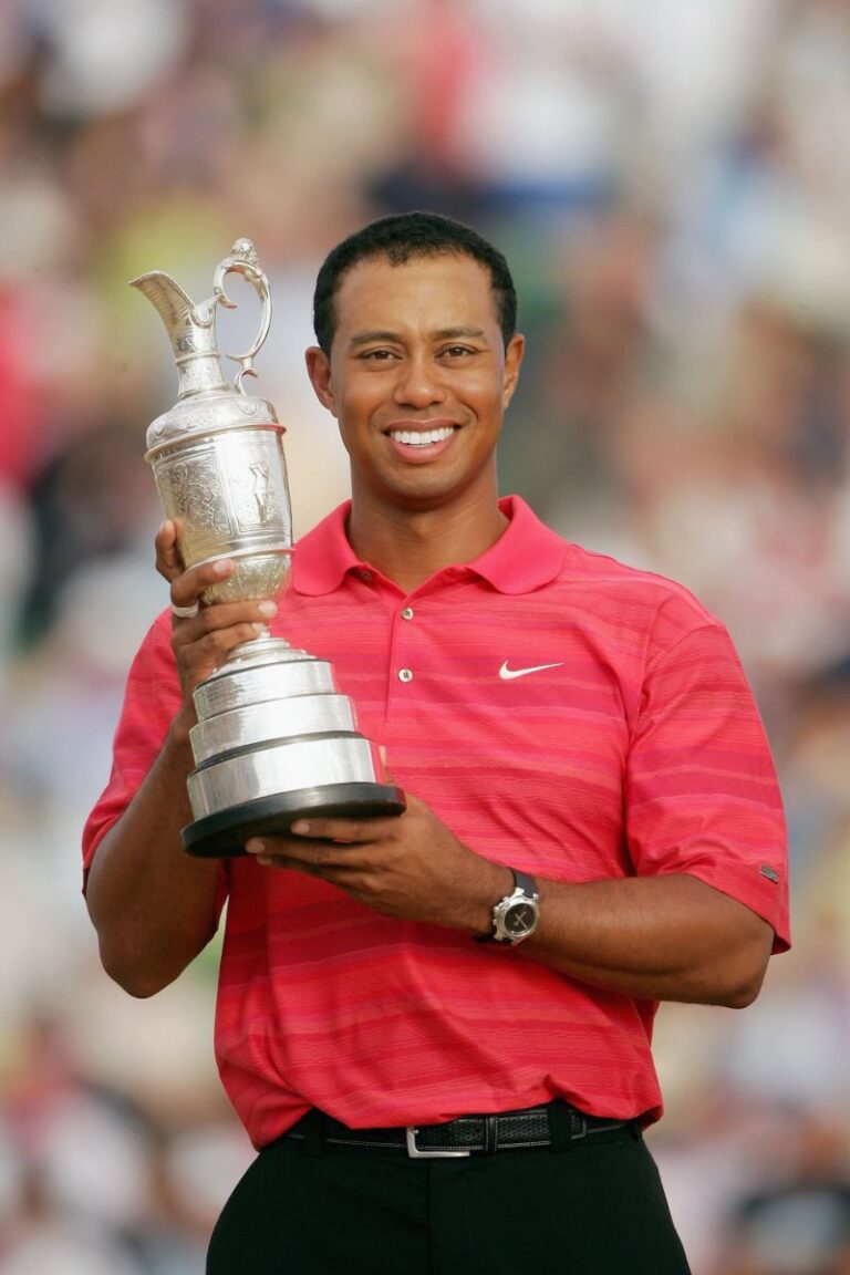 Tiger Woods Net Worth & Girlfriend - Famous People Today