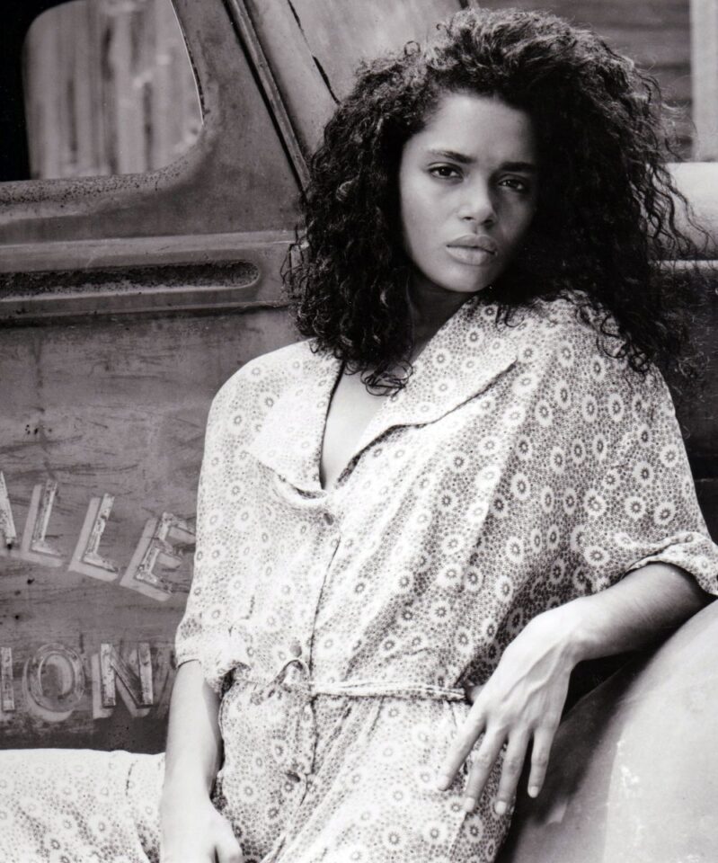 Lisa Bonet Net Worth & Ex-Husband - Famous People Today