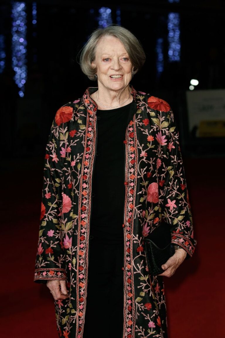 Maggie Smith Net Worth | Husband - Harry Potter - Famous People Today